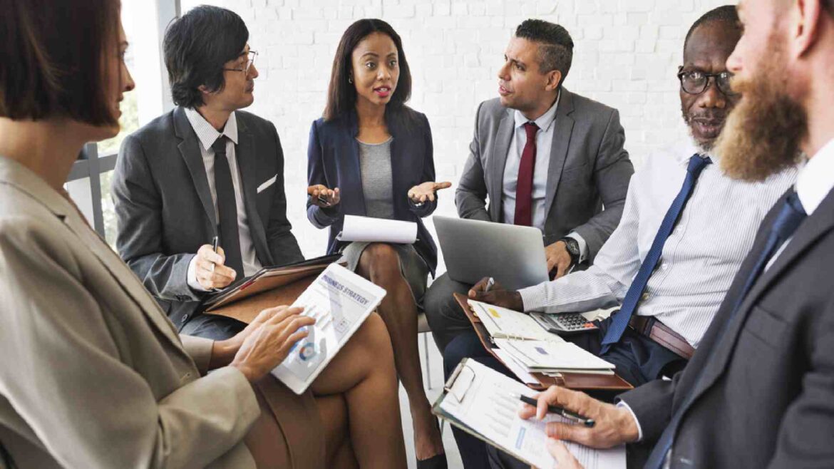Best 100+ Sales Team Names That Will Make You Stand Out